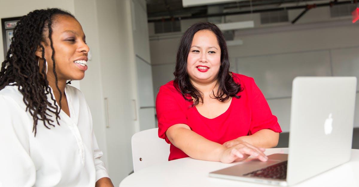 Comment dénicher un mentor inspirant : les clés à connaître